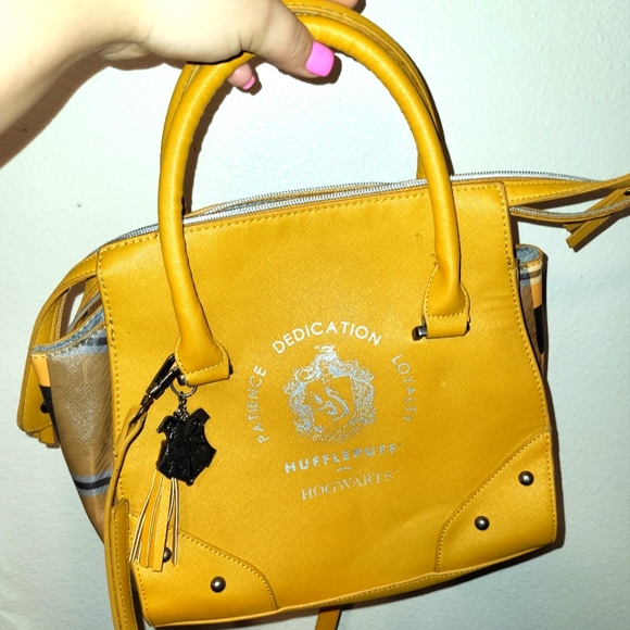 Bioworld | Bags | Harry Potter Hufflepuff Purse | Poshmark
